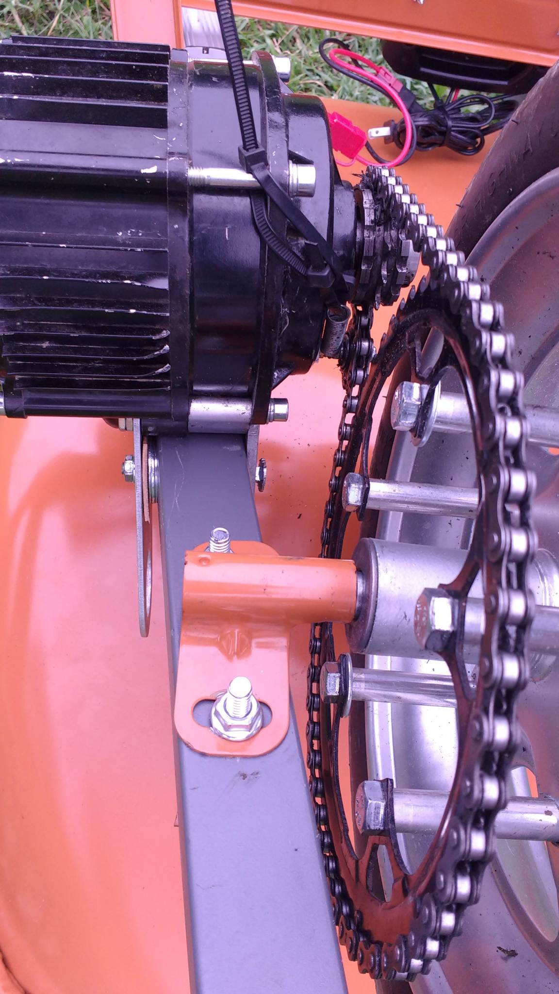 Because The Wifey Demands It : Build A 3000W Electric Wheelbarrow Out ...