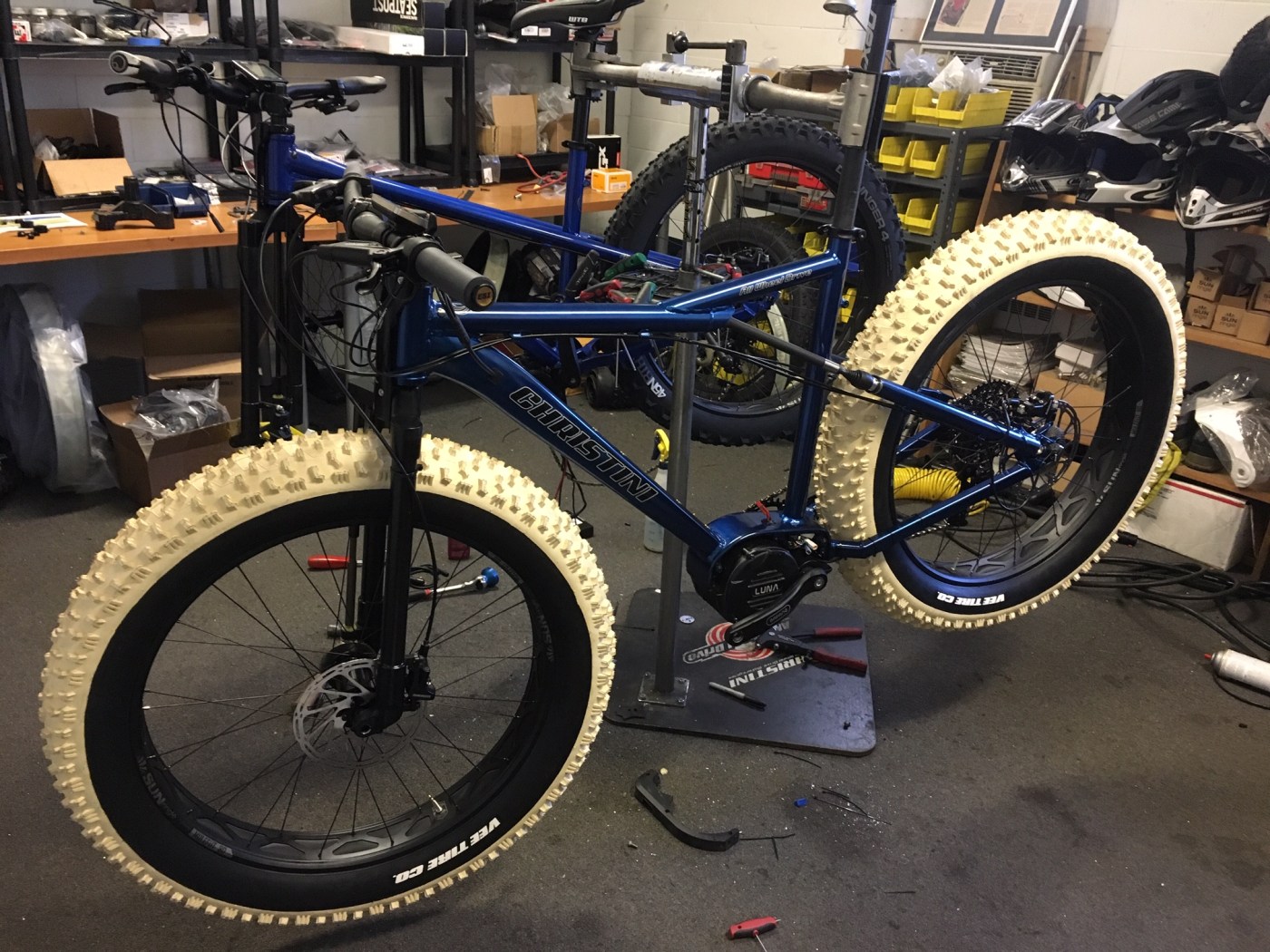 Everything I Own Is Now Obsolete : Christini AWD Fat-E 5 Ultra Max 2XL ...